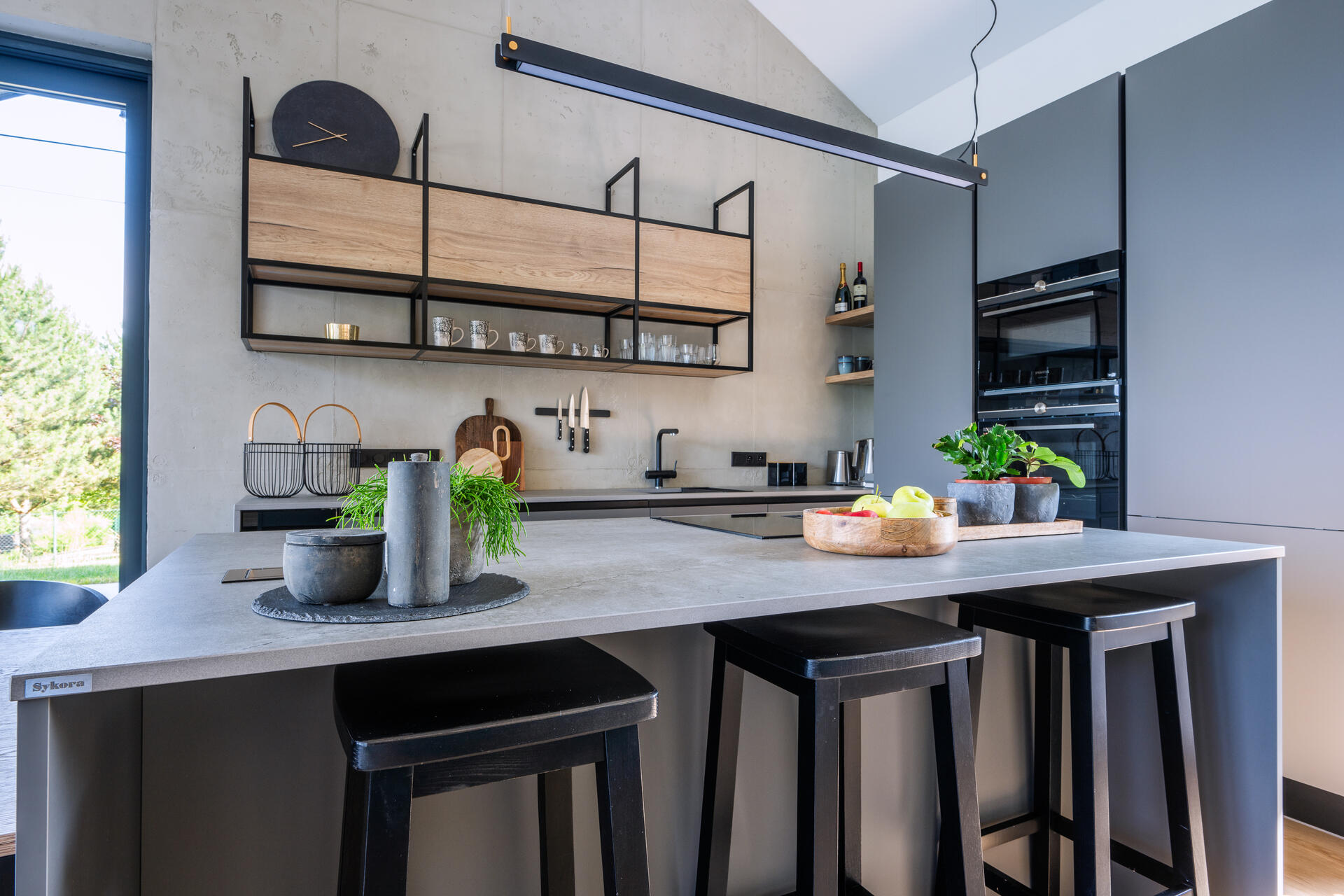 Onyx Grey Xtreme | Oak Straight