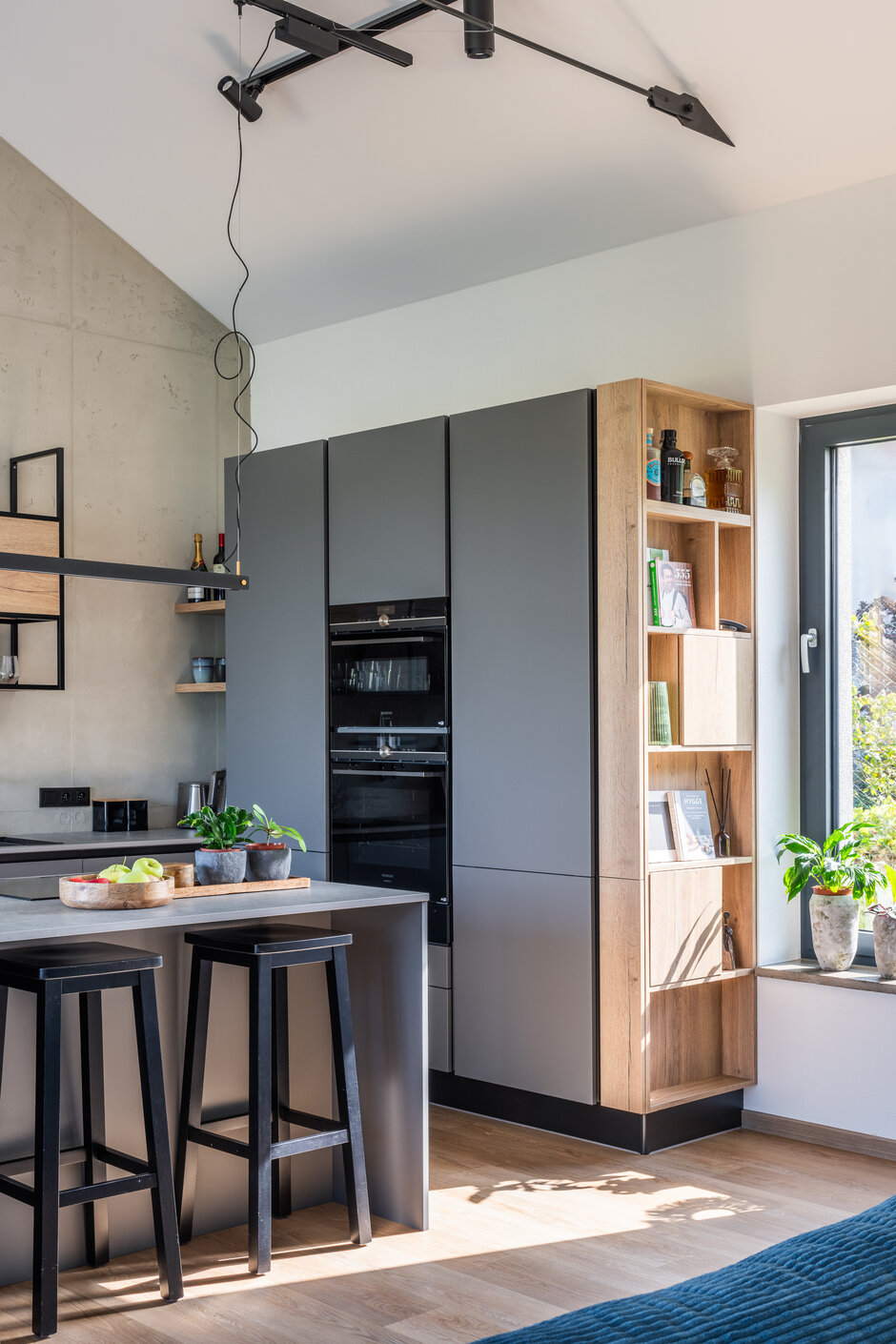 Onyx Grey Xtreme | Oak Straight